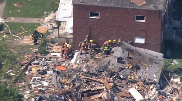 Gran explosión en zona residencial de Baltimore destruye tres edificios ...